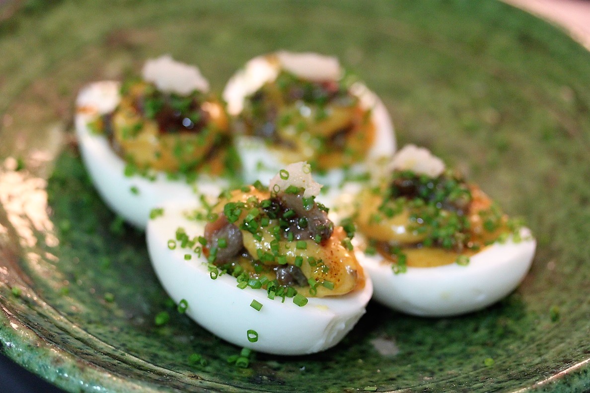 devilled eggs | Umami Madrid